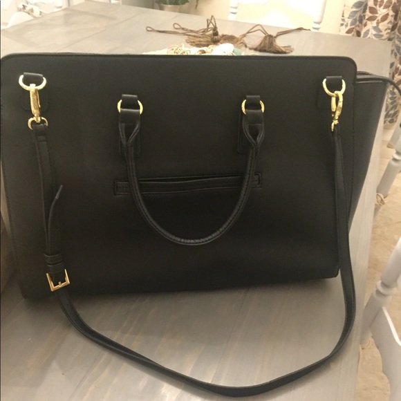 Tutilo | Bags | Tutilo New York Black Travel Bag | Poshmark
